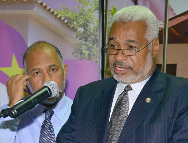 La ADP de Radhamés Camacho llama a los profesores a no dar clases ...