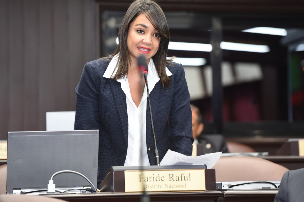 Diputada Faride Raful y los ataques y apoyo que recibe por su postura ... Diputada Faride Raful y los ataques y apoyo que recibe por su postura ...